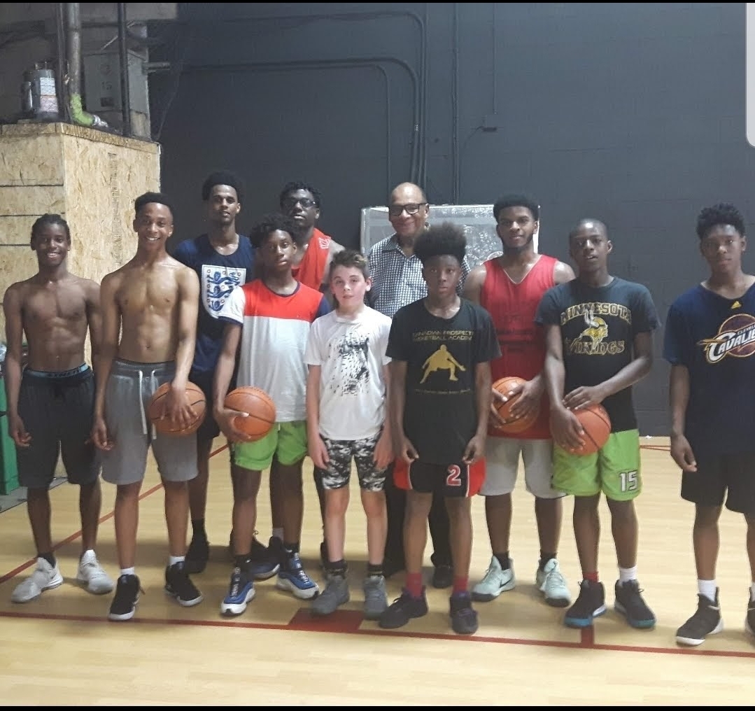 Mississauga Magic – Teaching A Love For The Game